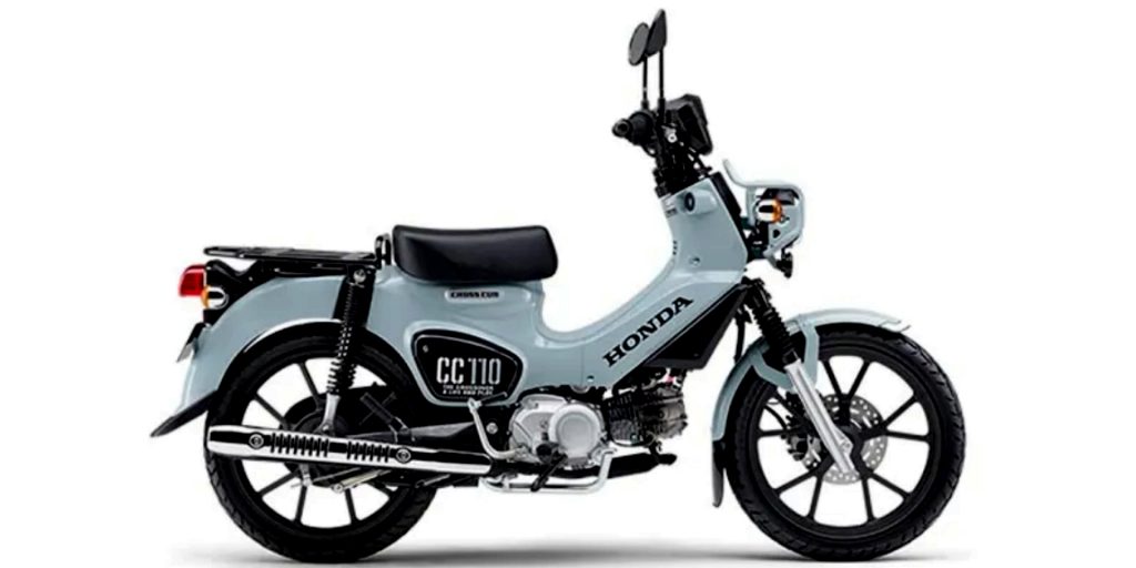 Cek Harga Honda Cross Cub 50, Motor Bebek Paling Irit Cuma 1 Liter ...