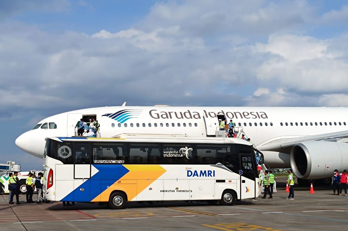 Jadwal, rute, harga tiket Damri Sukabumi - Bandara Soekarno Hatta dan intip interior busnya ...